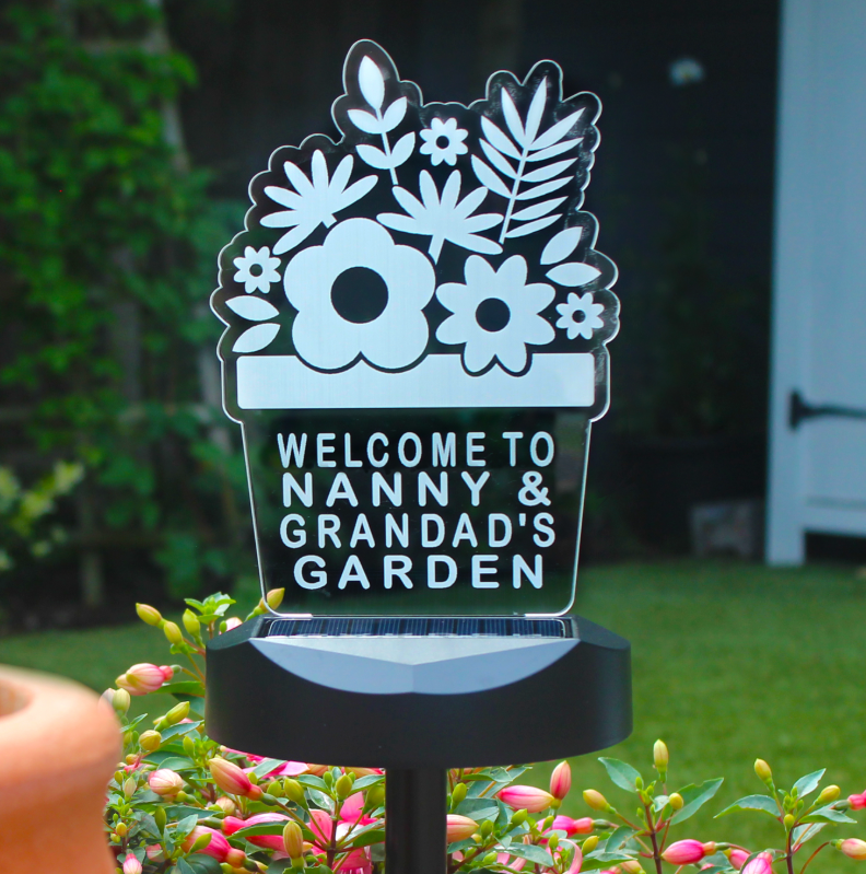 Personalised Plant Pot Outdoor Solar Light – Bellevie Boutique